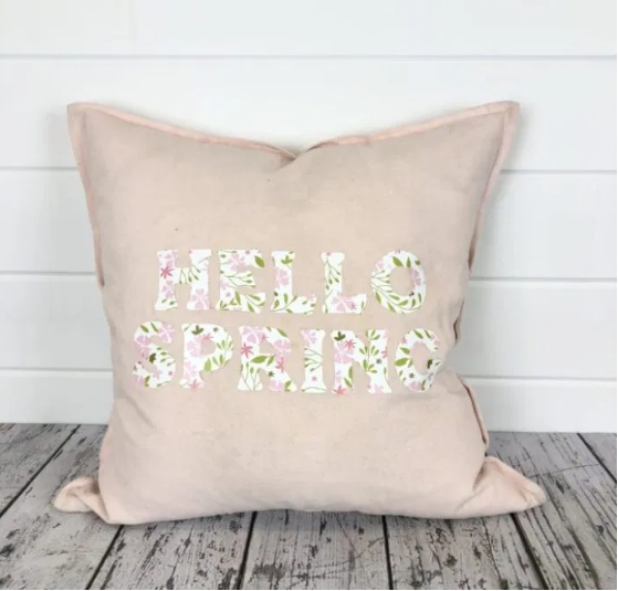 Cricut Spring Home Decor - Makers Gonna Learn