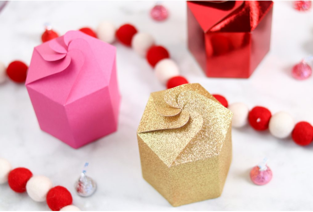 DIY Cricut Gift Boxes - Makers Gonna Learn