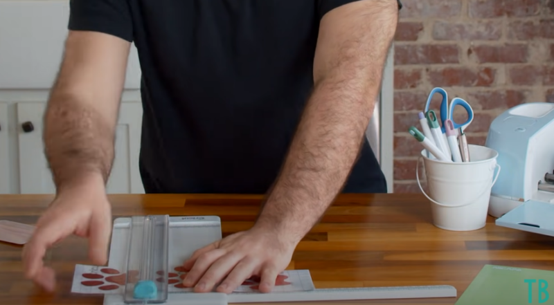 Making Bulk Vinyl Decals - Makers Gonna Learn