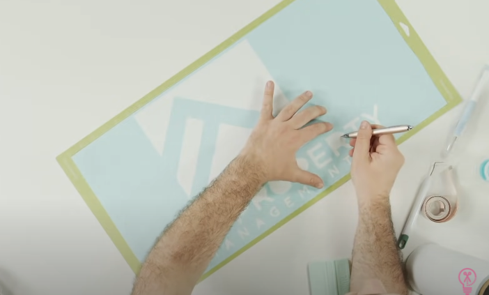 How to Make Large Car Decals - Makers Gonna Learn