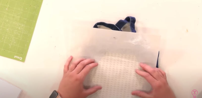 How to Use Patterned HTV - Makers Gonna Learn