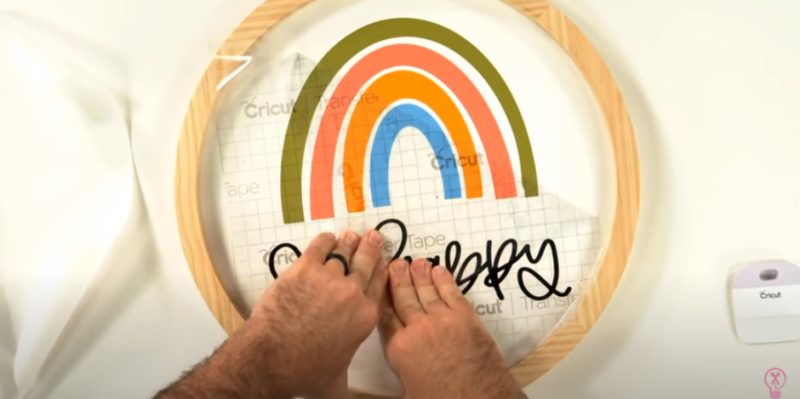 Layering Vinyl with Parchment Paper - Makers Gonna Learn